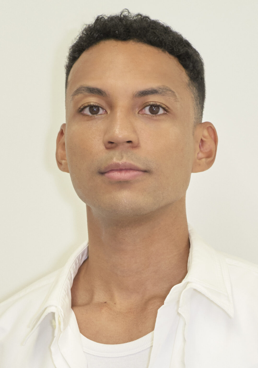 第172回芥川賞は安堂ホセ『DTOPIA』、鈴木結生『ゲーテはすべてを言った』のダブル受賞！直木賞は伊与原新『藍を継ぐ海』 | ほんのひきだし